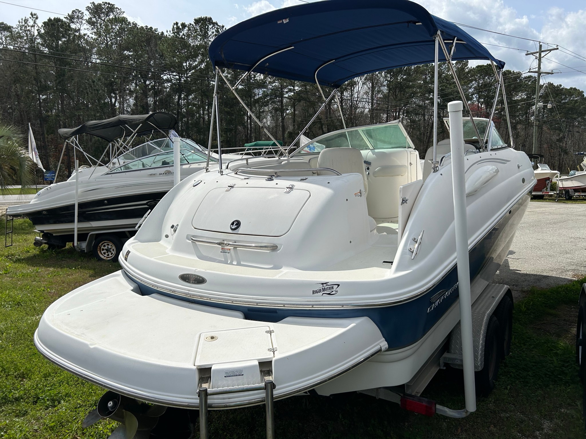 CHAPARRAL 24 FT DECK BOAT – Land & Sea Classics