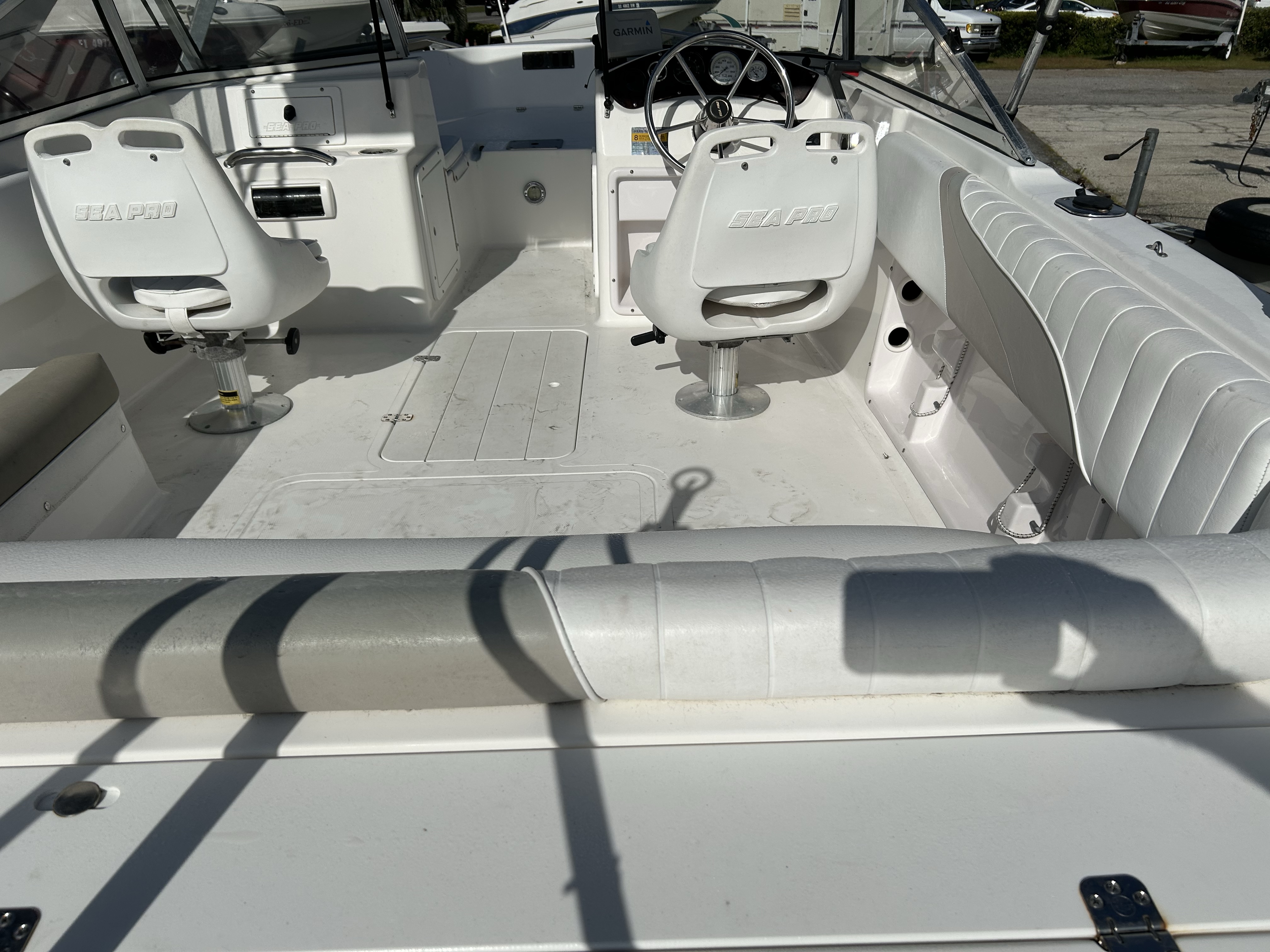 SEA PRO 195 – Land & Sea Classics